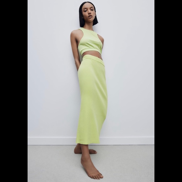 Zara | Tops | Zara Ribbed Crop Top | Poshmark